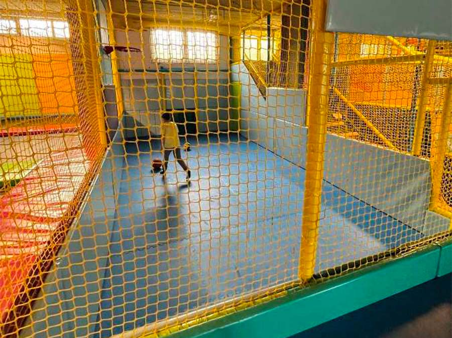 LOL Paunov breg -Banjica dečija igraonica, Voždovac - Beograd - ioi.